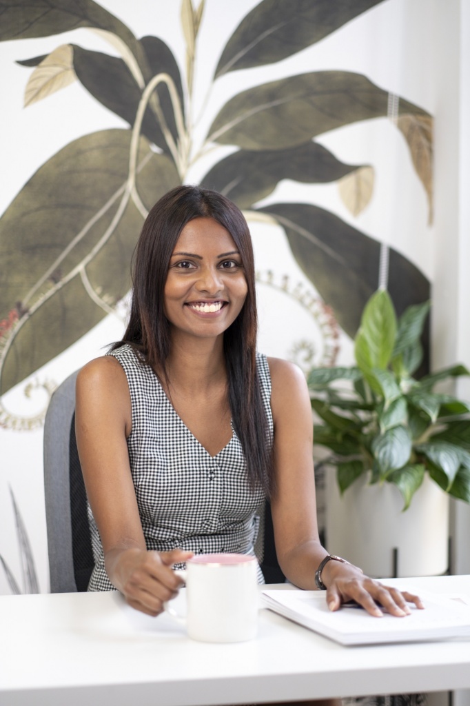 Professional Headshots for CEOs and Executives: A Guide to Corporate Portraits in Singapore ...